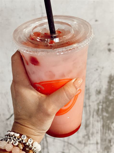 Diy Swig Strawberry Breeze Drink — Hype The Swipe