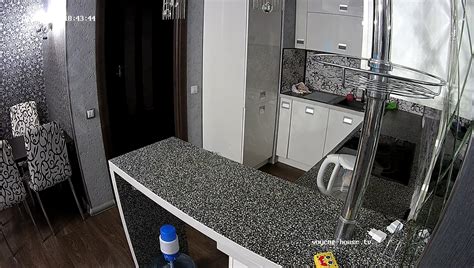 Yan And Flora Page 4 Archived Apartment Discussions Voyeur House Tv