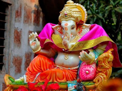 Ganesh Chaturthi 2019 श्री गणेशाची म्हणजेच आपल्या लाडक्या बाप्पाची
