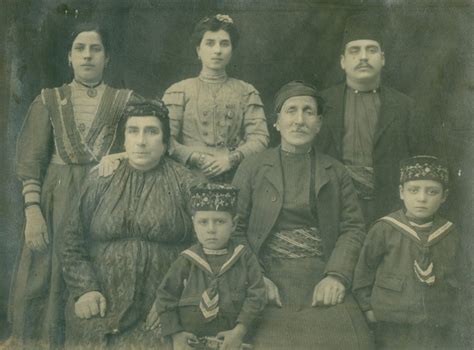La Inmigración Sirio Libanesa en la Argentina y su Fanatismo por el Mate
