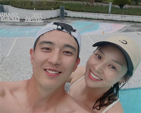 슬라이드 뉴스 이렇게 다정했는데 장신영♥ 강경준 상간남 지목 충격 아주경제