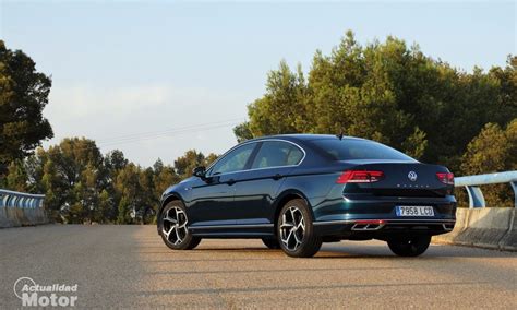 Test Volkswagen Passat TDI CV DSG R Line