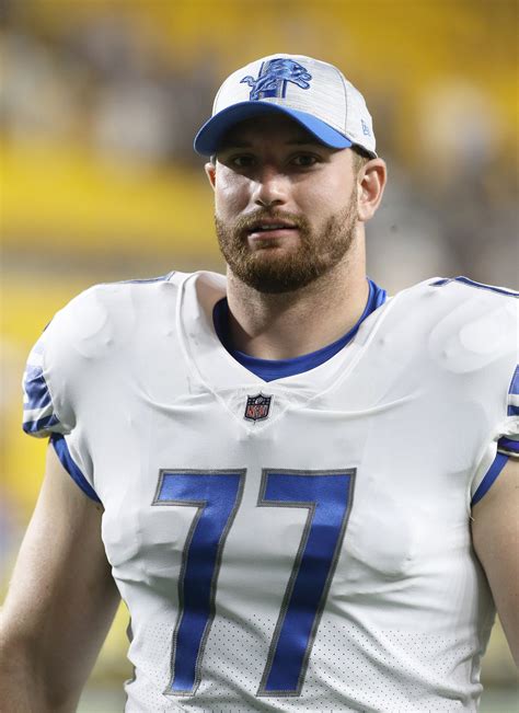 Lions C Frank Ragnow Sustains Torn Pec