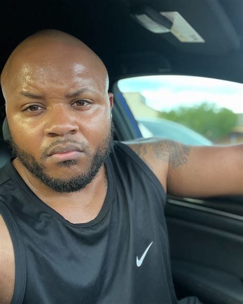 finding my way back to the gym no gym partner just me and headphones