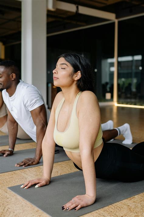 Somatic Experiences Of Marginalized Identities Navigating Intersectionality Through Healing