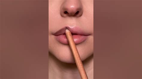 Viral Lipstick Hack😍 Viral Hack Lipstick Makeuptutorial Makeup Trending Viralvideo Youtube