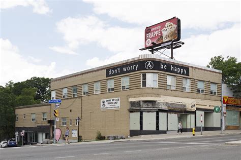 20230309 Dont Worry That This Lovely Streamline Moderne Building