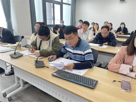 中华中学 强化风险防范意识确保工作高质有效 高中部召开2022 2023学年第二学期5月德育例会