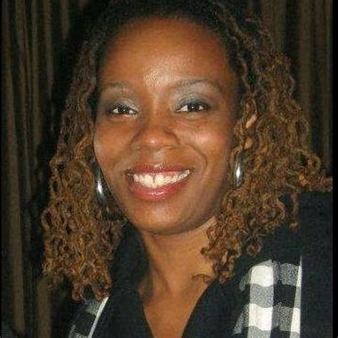 Danielle Bowen Youtube