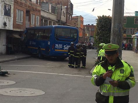Un Muerto Y Seis Heridos Dejó Accidente En El Sur De Bogotá Rcn Radio