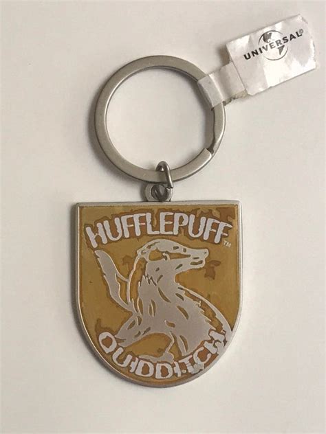 Harry Potter Hufflepuff Quidditch Keychain 2000s Un Gem