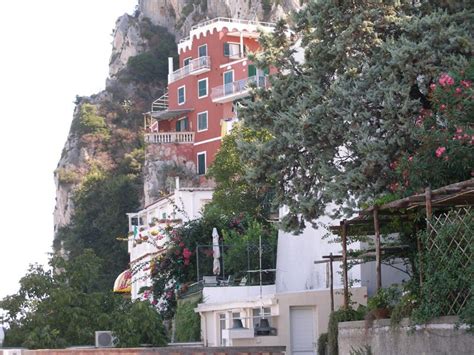 Villa Behering Capri In 1909 1911 Maxim Gorky Lived On Capri At Villa Behring Beigbeder