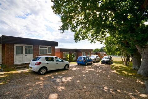 Gurnard Pines Cockleton Lane Gurnard Cowes Po31 2 Bedroom Semi