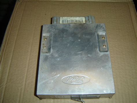 Sell 00 02 Ford Crown Victoria Engine Control Module YW7F 12A650 EE