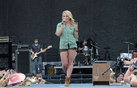 Jamie Lynn Spears Performs At Country Thunder Usa Day 3 In Florence