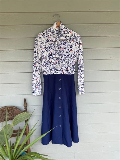 Vintage Sixties Floral Pussy Gem