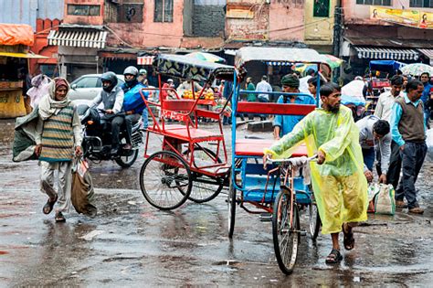Rickshaws 거리에 있는 올드 뉴 델리 인도 델리에 대한 스톡 사진 및 기타 이미지 델리 비 3륜 자전거 Istock