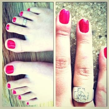 Emily Wears Feet Aznudefeet