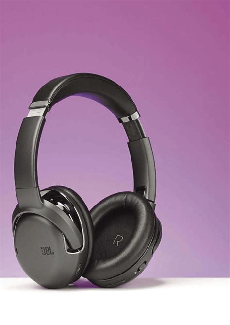 JBL TOUR ONE Review - Tour of tech « Reviewary