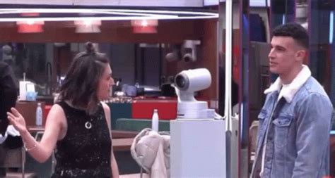 Martian Aragon Martian Aragon Marta Discover Share GIFs