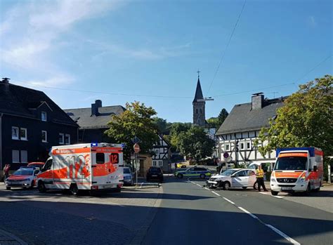 Unfall in Wilnsdorf Jähriger missachtet Vorfahrt wirSiegen das Siegerland Portal