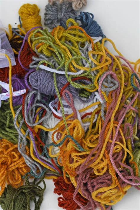 43 Easy Yarn Crafts For Adults Youll Want To Make Yarn Crafts Easy
