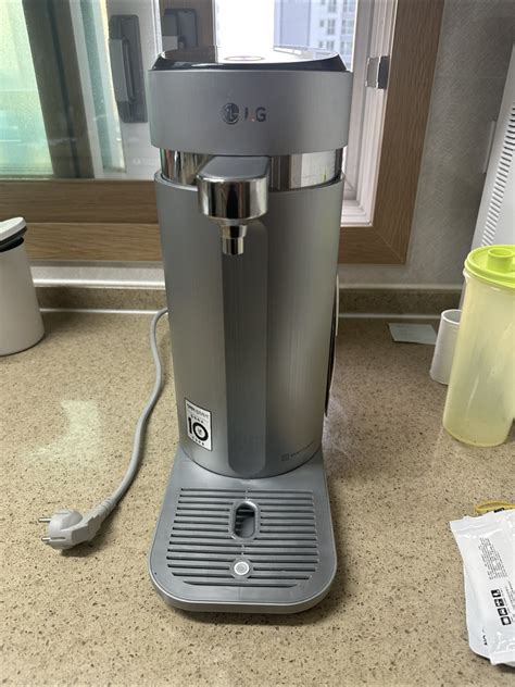 Lg 퓨리케어 슬림스윙정수기 온수 정수 냉수 생활가전 당근 중고거래