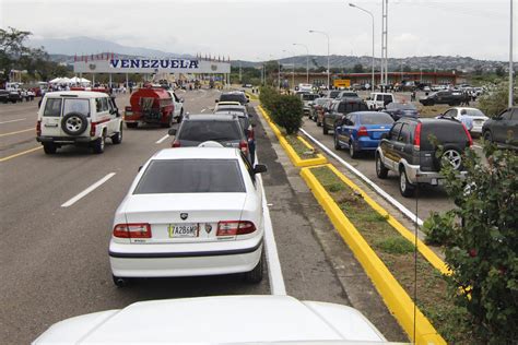 Reactivan ruta de transporte público en frontera entre Colombia y