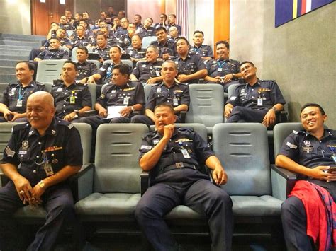 Seminarbmw Bersama Warga Maktab Pdrm Cheras
