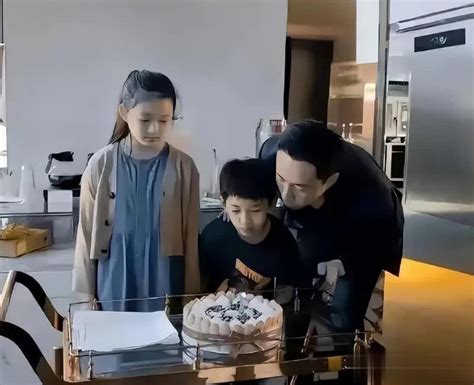 大s女儿小玥儿发声：让妈妈骨灰入墓园，小姨别争，姐弟回北京