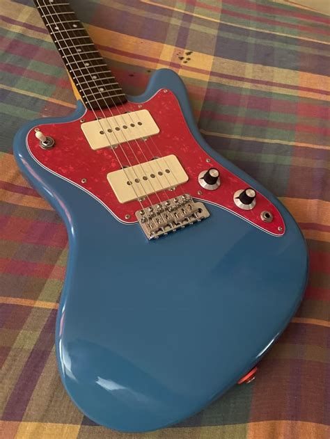 My Modded Squier Paranormal Series Super Sonic In Ocean Turquoise R Offset