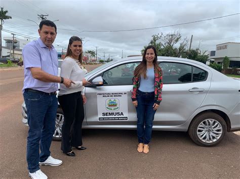 Vereadora Juliana Antunes entrega carro zero km para vigilância