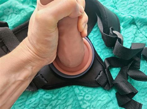 Body Dock Review We Banged Via Universal Harnesses Phallophile Reviews