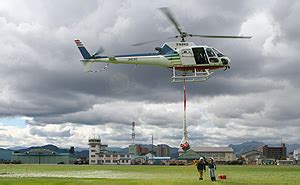 物資輸送 ヘリコプターと飛行機のHKK北海道航空airplane Helicopter Hokkaido Aviation