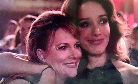 Tina And Bette Cute Lesbian Couples Jennifer Beals Bette