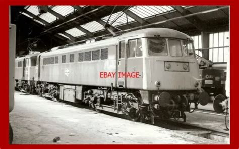 Photo 2 Br Electric Class 85 Loco In Depot £1 45 Picclick Uk