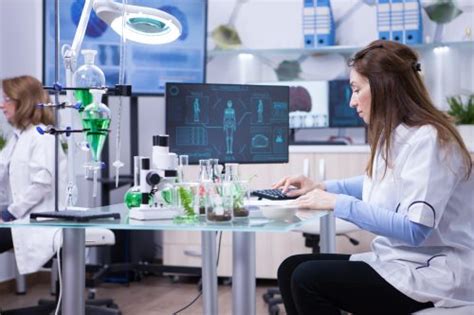 In Silico Molecular Modeling And Docking In Drug Development Course