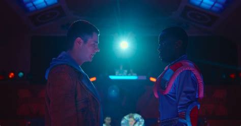 Xem Phim Sex Education Tôi Ngẩn Người Vì Một Câu Thoại Lỗi Sai Kinh điển Của Các Bậc Cha Mẹ