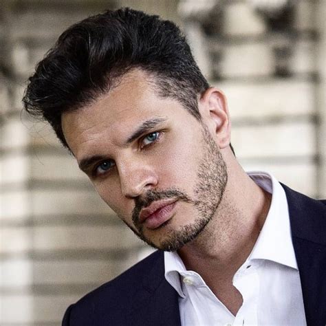 Mathieu Leclercq Mannequin De Mode Indépendant Linkedin