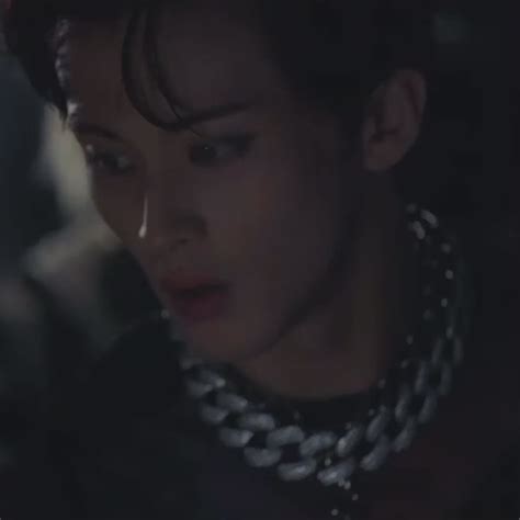 모니터링 하는 질주 마크 마크 리즘 luvnpeacein9982