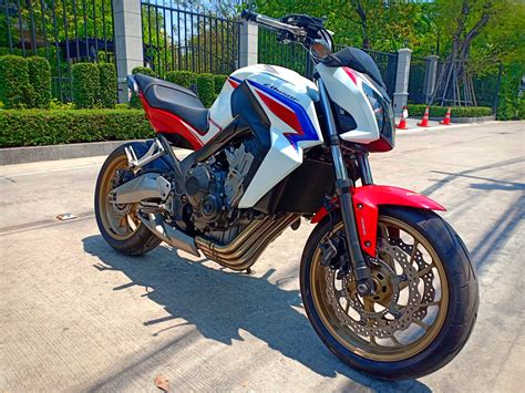 Honda Cb F