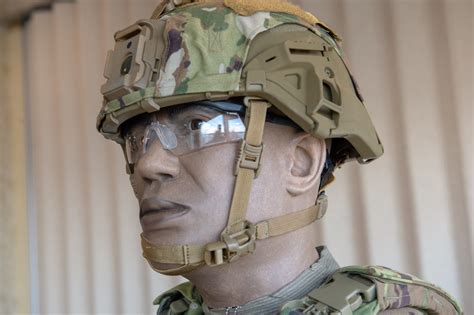 Us Army New Helmets Body Armor Will Make Soldiers Harder To Kill