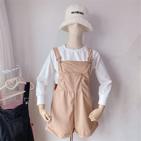 ชุดเอื้ยมกางเกงและกระโปรงผ้าลูกฟูกฟรีไชร์ Koonkana Shop Thaipick