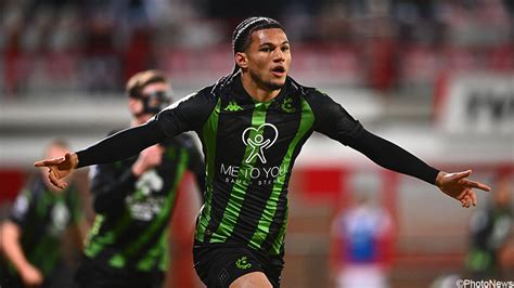 KV Kortrijk Baalt Na Bijna Hele Wedstrijd Op Voorsprong Cercle Brugge Scoort In Slot Met