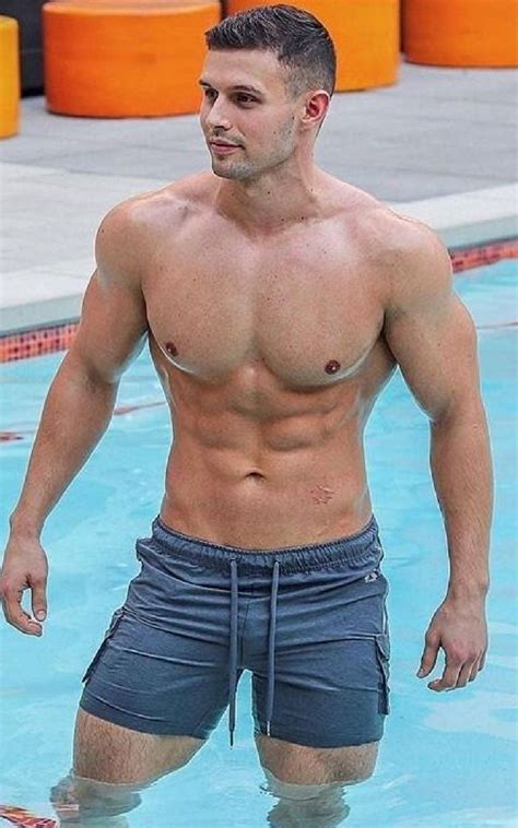 Hombres En Boxer Hombres Sin Boxer Guapos Hombre Guapo Posando En