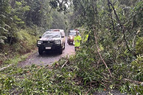 Cyclone Jasper Havoc Power Outages Flood Warnings And Rescues Sbs News