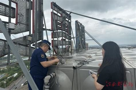 余干县消防救援大队深入酒店开展消防安全管理指导服务 江南都市网