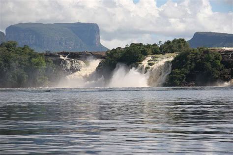 Canaima Lagoon Waterfalls World Of Waterfalls