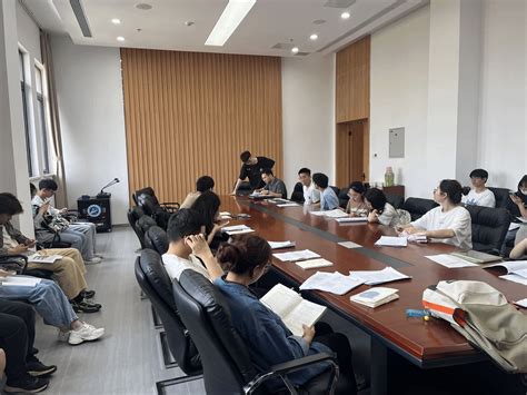 学校举办多轮大学生节能减排社会实践与科技竞赛专家指导会 武汉工程大学校团委