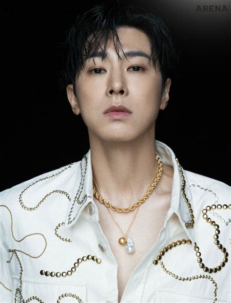 「東方神起」ユンホ、グラビア公開“ユノがユンホを支配する” K Pop、韓国エンタメニュース、取材レポートならコレポ！